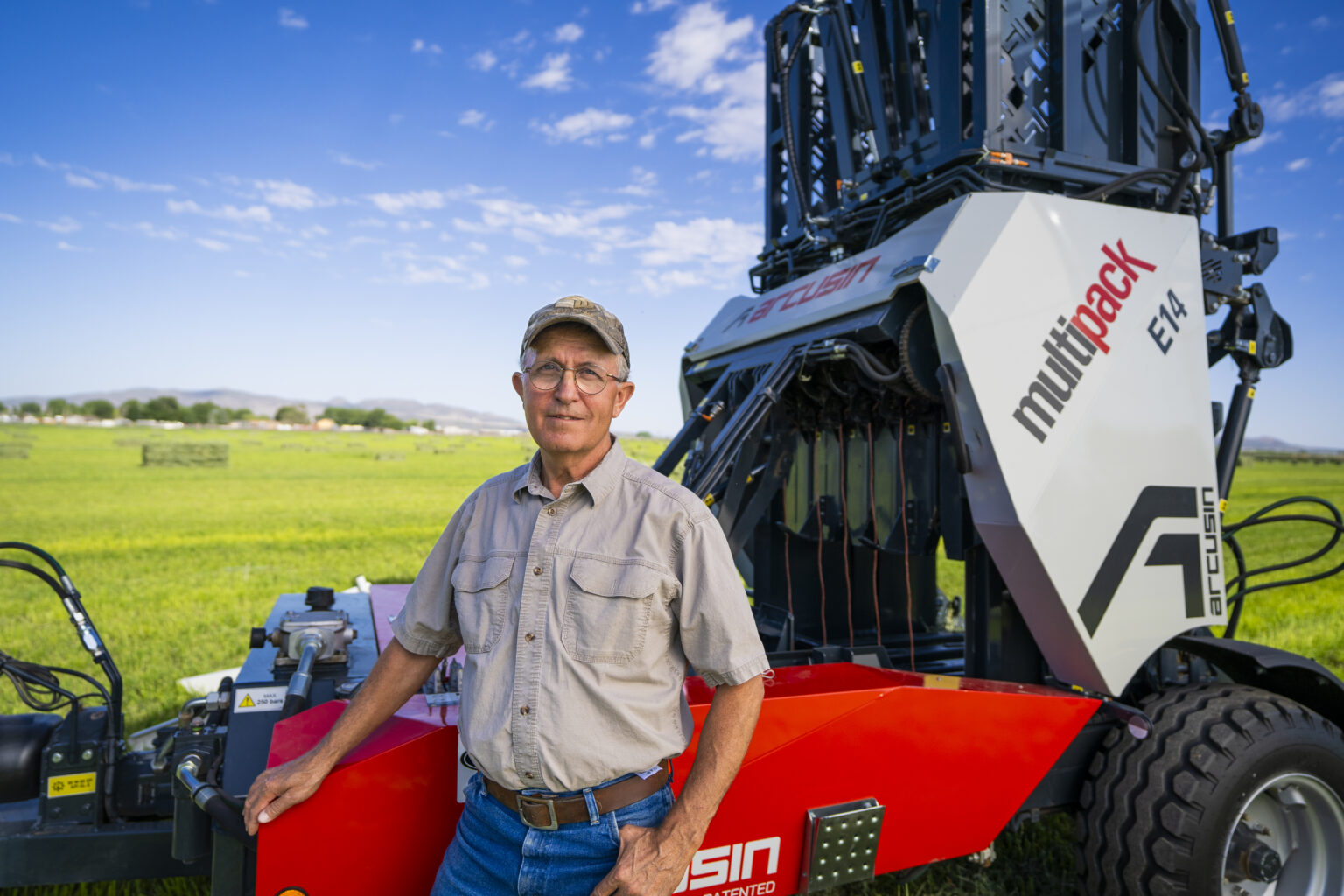 Arcusin: Specialized Bale Handling Equipment Solutions